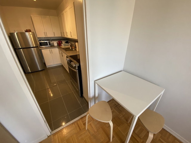 Pearson Housing | Student housing and room rent in Toronto for students.